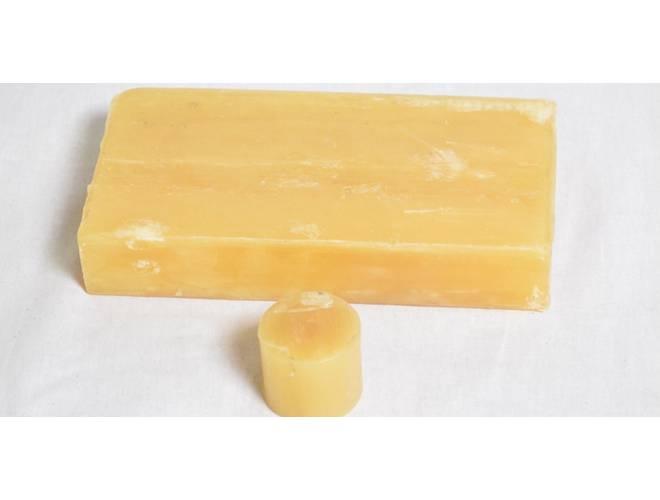 Championship Bee's Wax — Pooltables.com